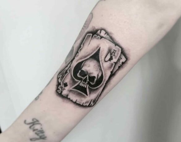 12+ Spade Tattoo Ideas To Inspire You!