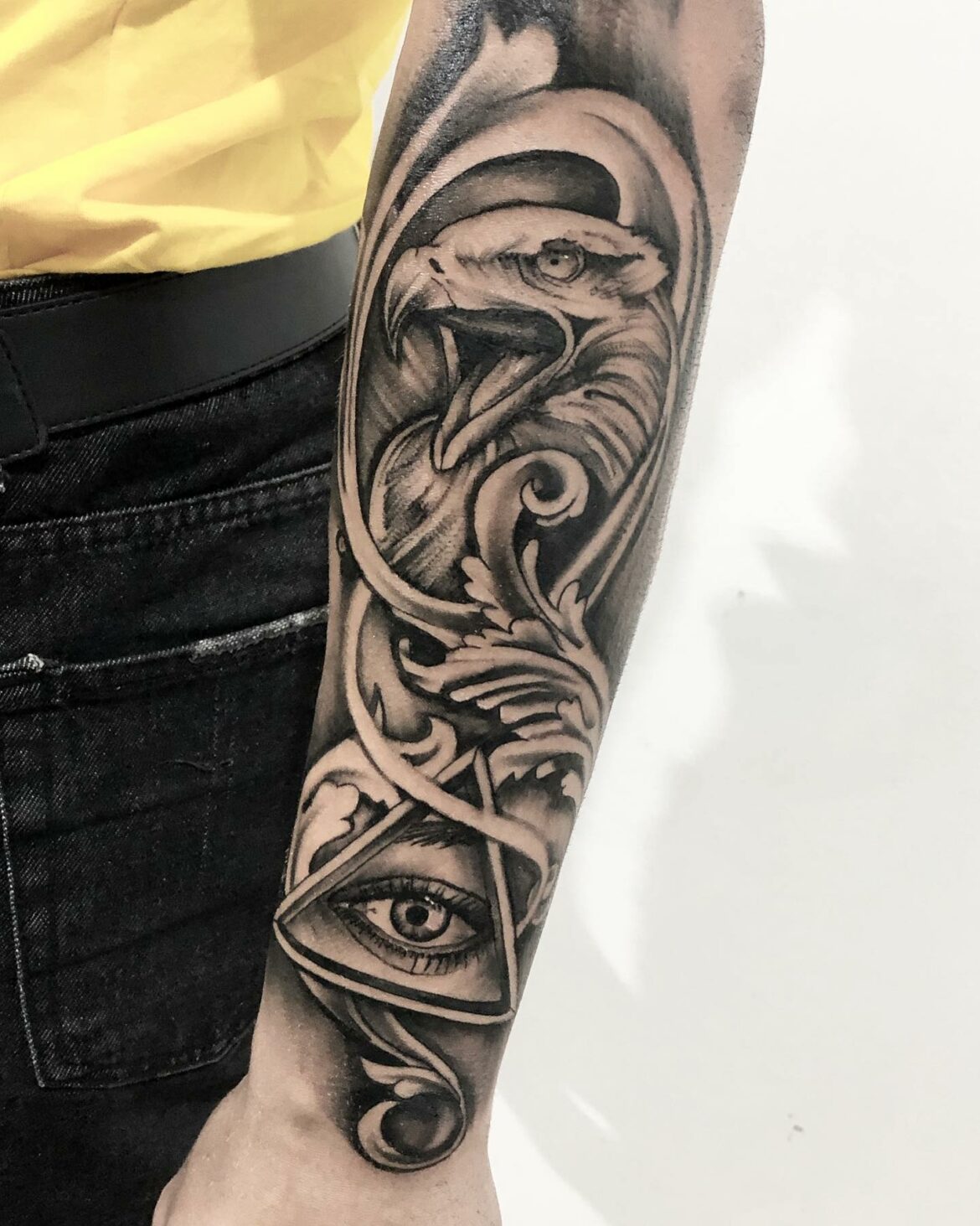 The Triangle Eye Tattoo Meaning & 10 Amazing Designs To Inspire You!