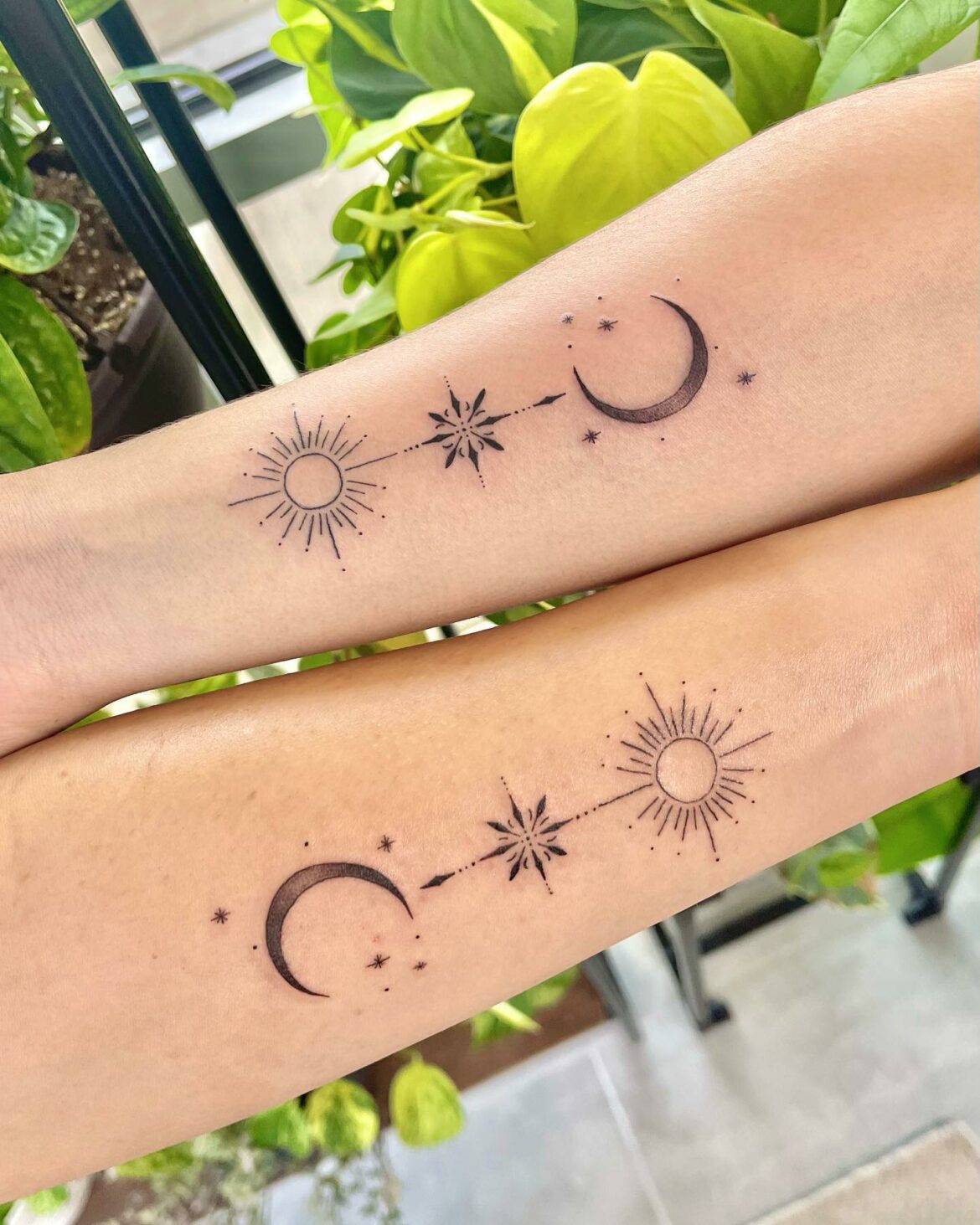 12+ BEAUTIFUL MOTHER AND DAUGHTER TATTOO IDEAS TO SHOWCASE YOUR LOVE