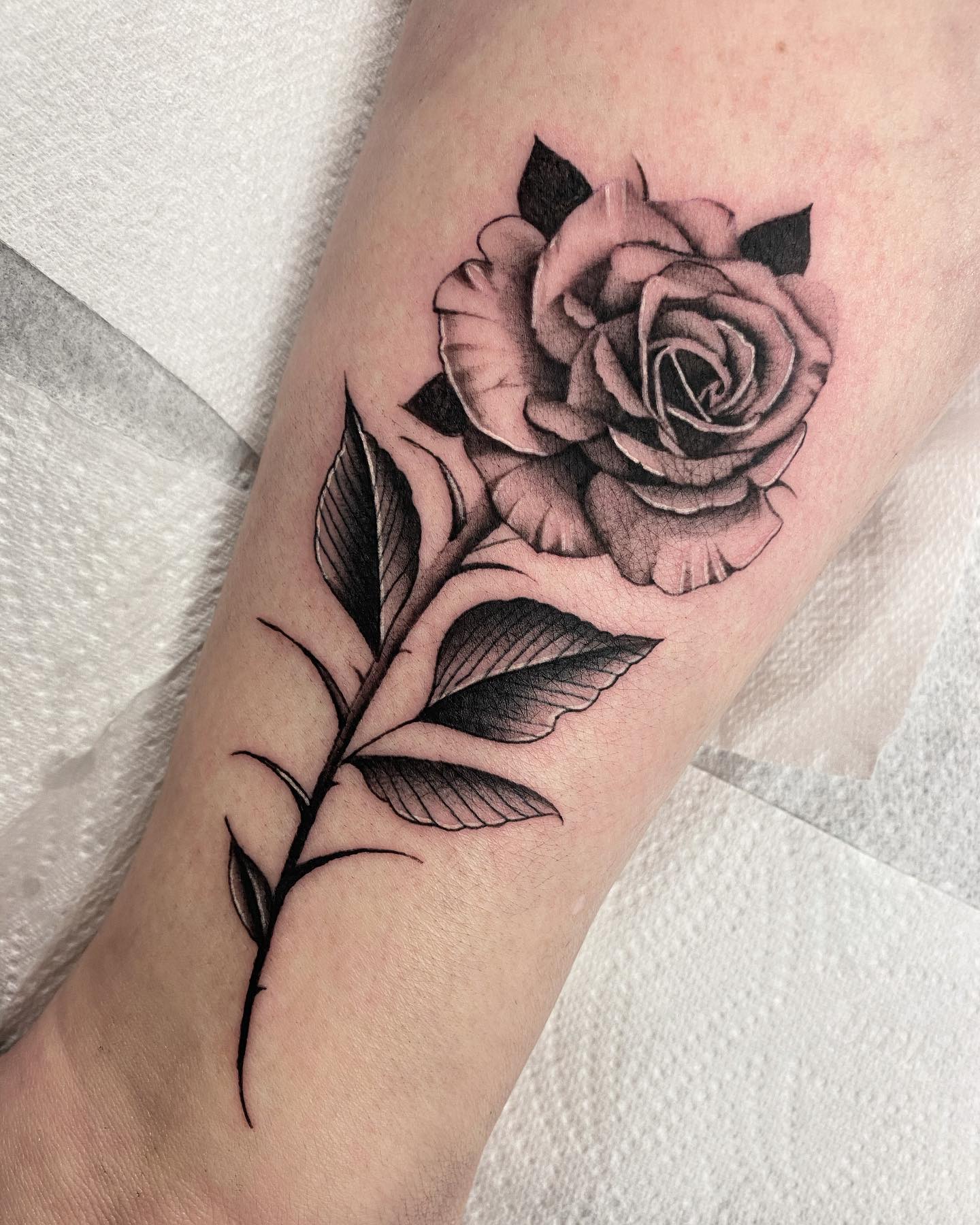 33+ AMAZING ROSE TATTOO DESIGNS THAT WILL STICK IN YOUR MIND1