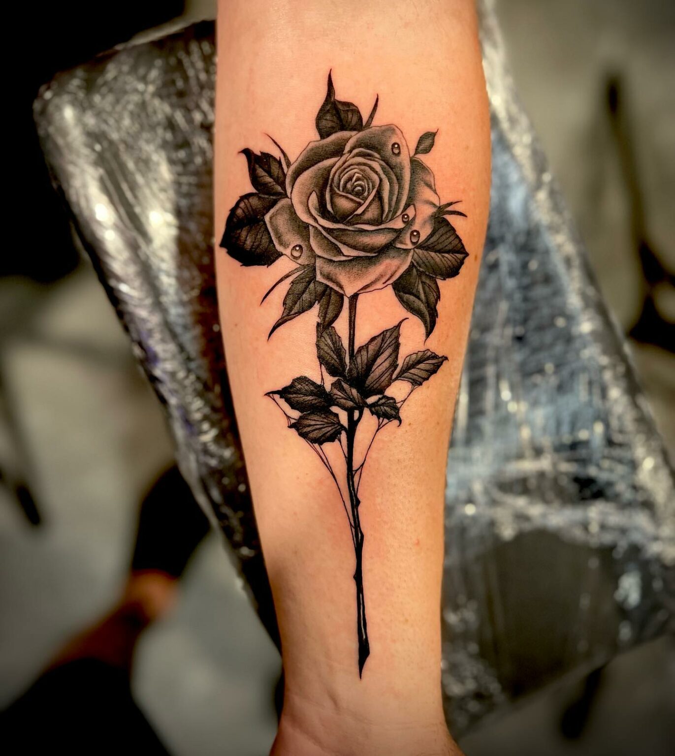 33+ AMAZING ROSE TATTOO DESIGNS THAT WILL STICK IN YOUR MIND1