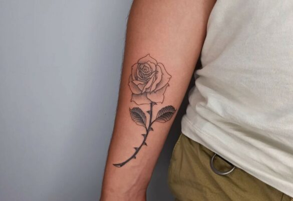 33+ AMAZING ROSE TATTOO DESIGNS THAT WILL STICK IN YOUR MIND1