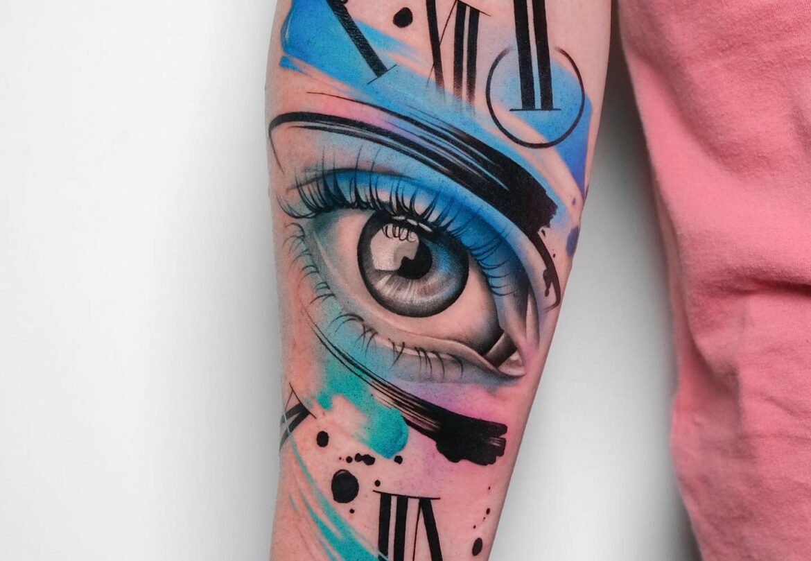 10 EYE TATTOO DESIGNS + MEANINGS TO INSPIRE YOU IN 2024!