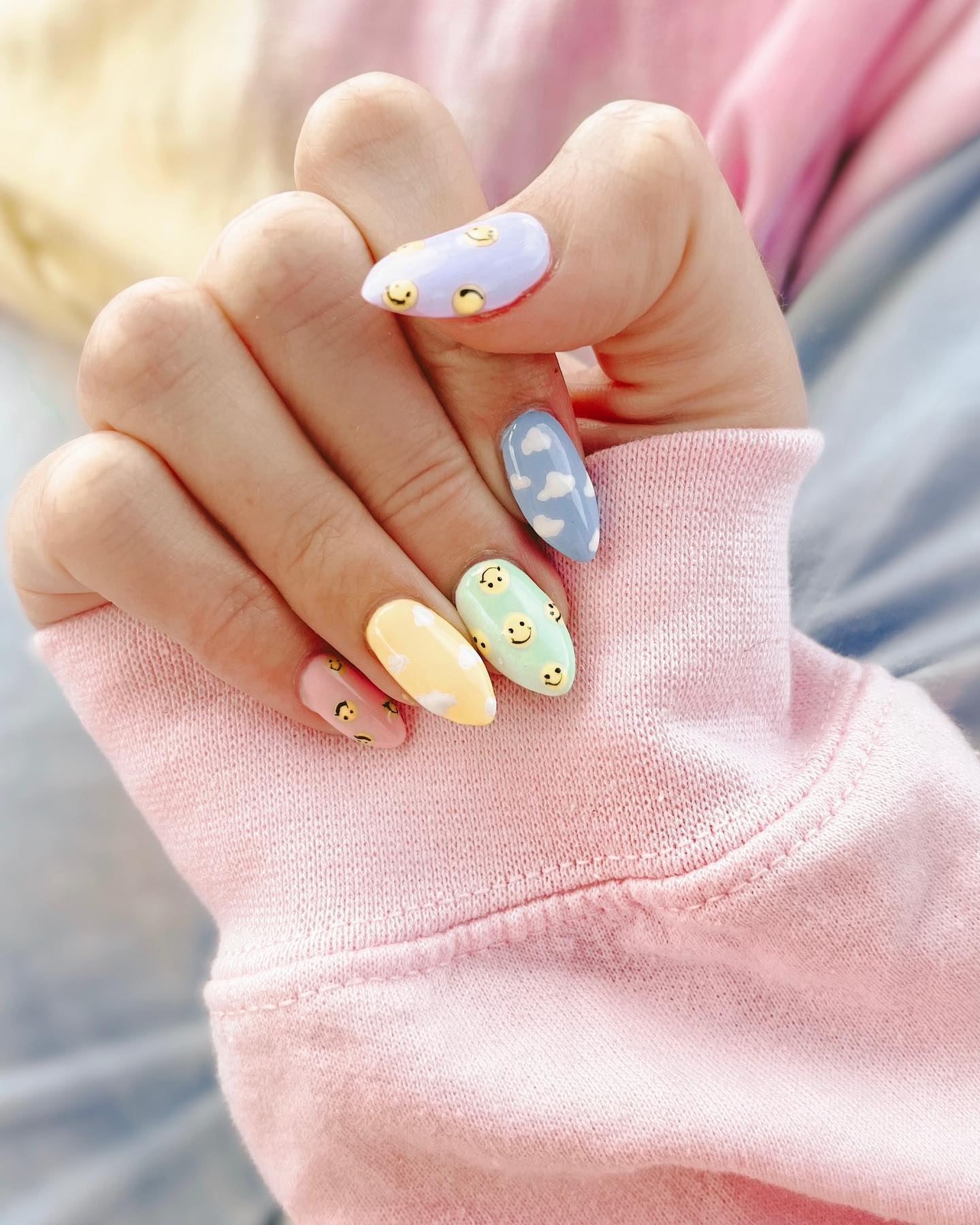 19 Latest Spring Nail Art Ideas To Try This Season
