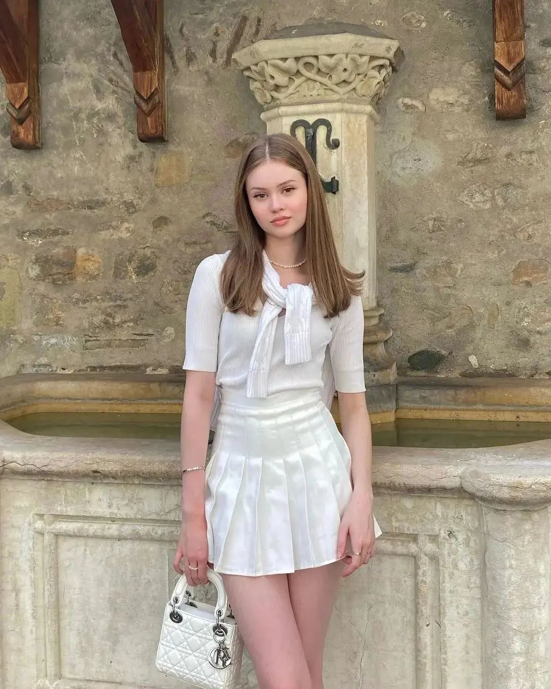 10 Amazing Soft Girl Outfits to Inspire You in 2024