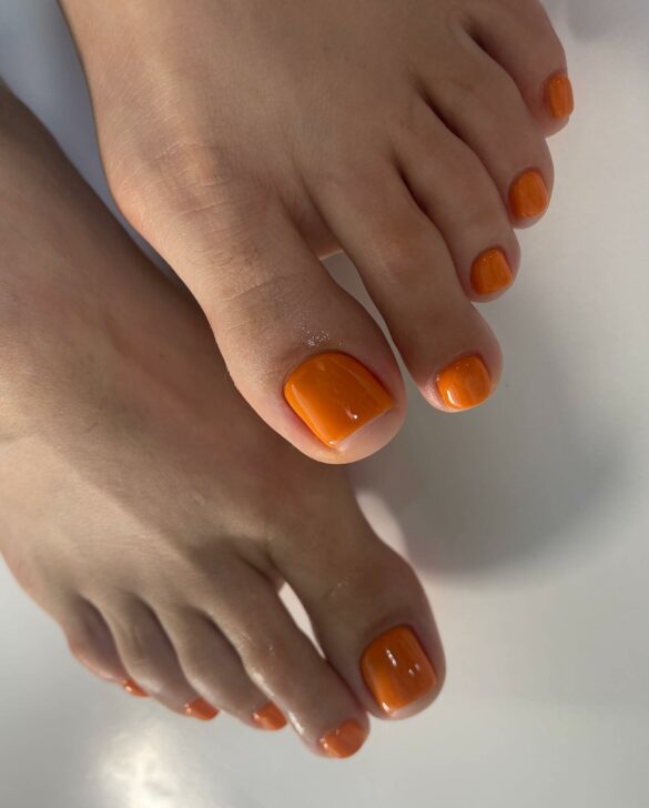 29 Vibrant Summer Pedicure Color Designs to Experiment within 2024