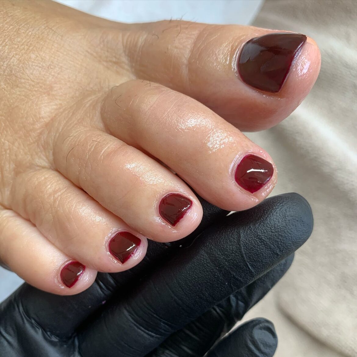 22 Fall Pedicure Color Ideas to Spice Up Your Look in 2024