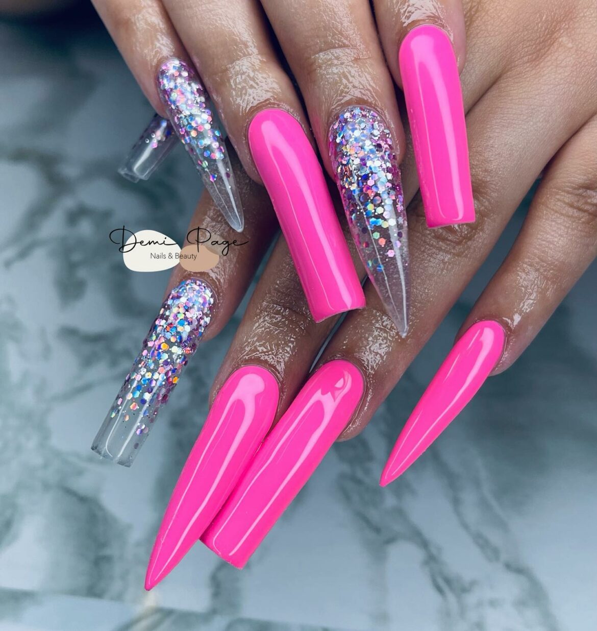 33 Latest Neon Pink Nail Ideas To Try In 2024!