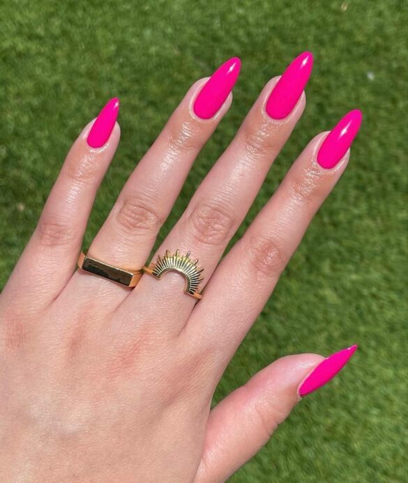 33 Latest Neon Pink Nail Ideas To Try In 2024!