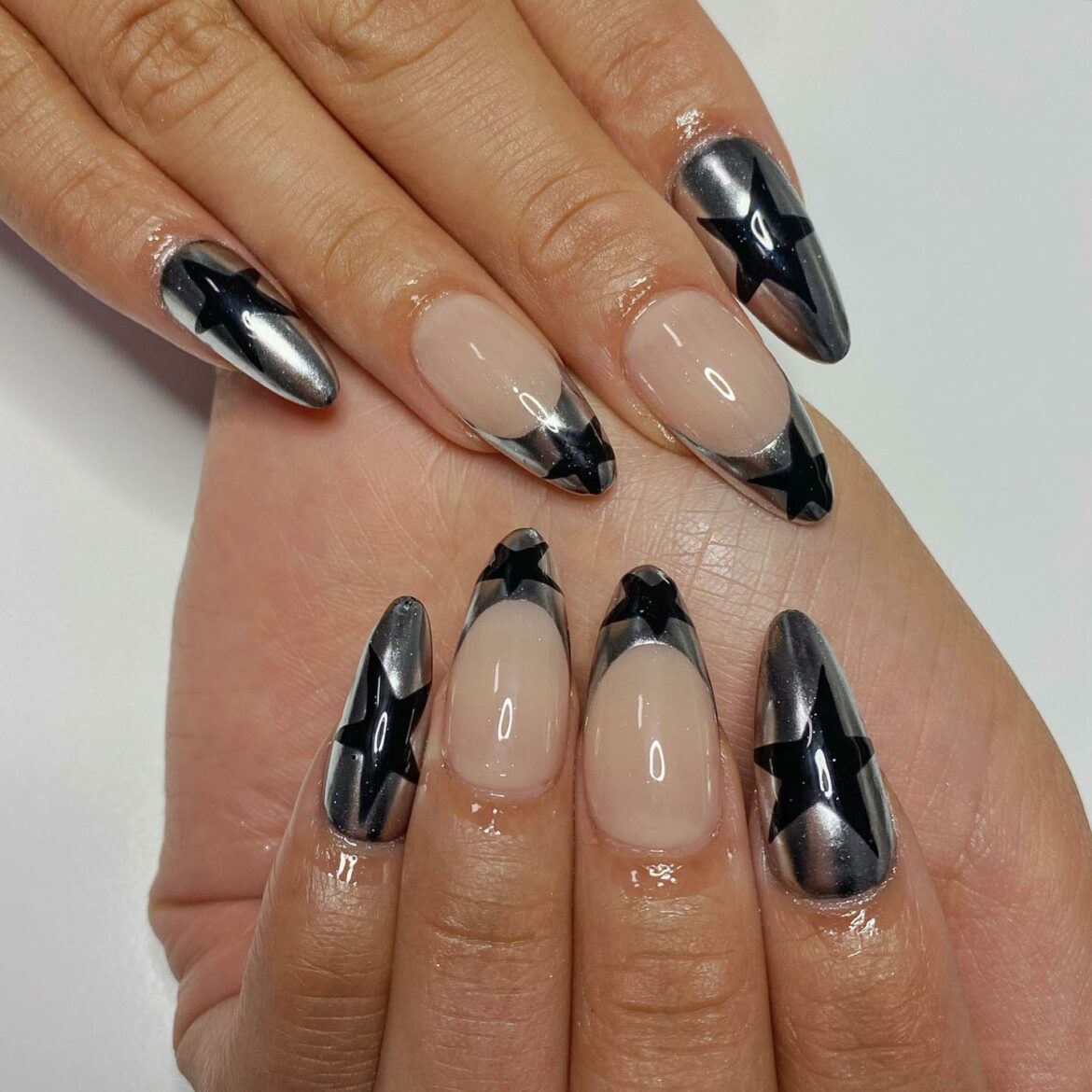 20 Latest Chrome French Tip Nail Ideas To Try In 2024!