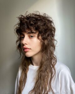 35 Modern Mullet Hairstyles to Experiment with in 2024