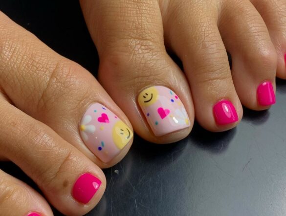Get Playful with 30 Heart Toenail Pedicure Ideas for 2024