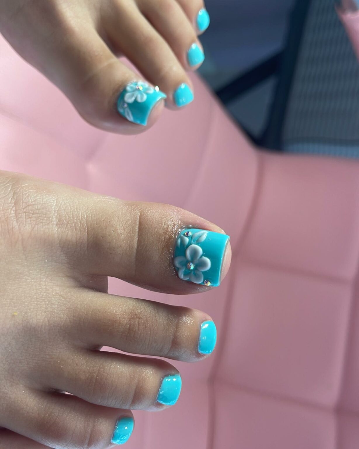 Indulge in 30 Baby Blue Toenail Pedicure Ideas for 2024