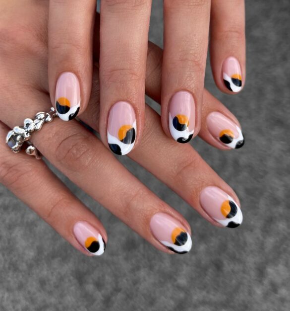 Discover 40 Short White Nail Designs for 2024