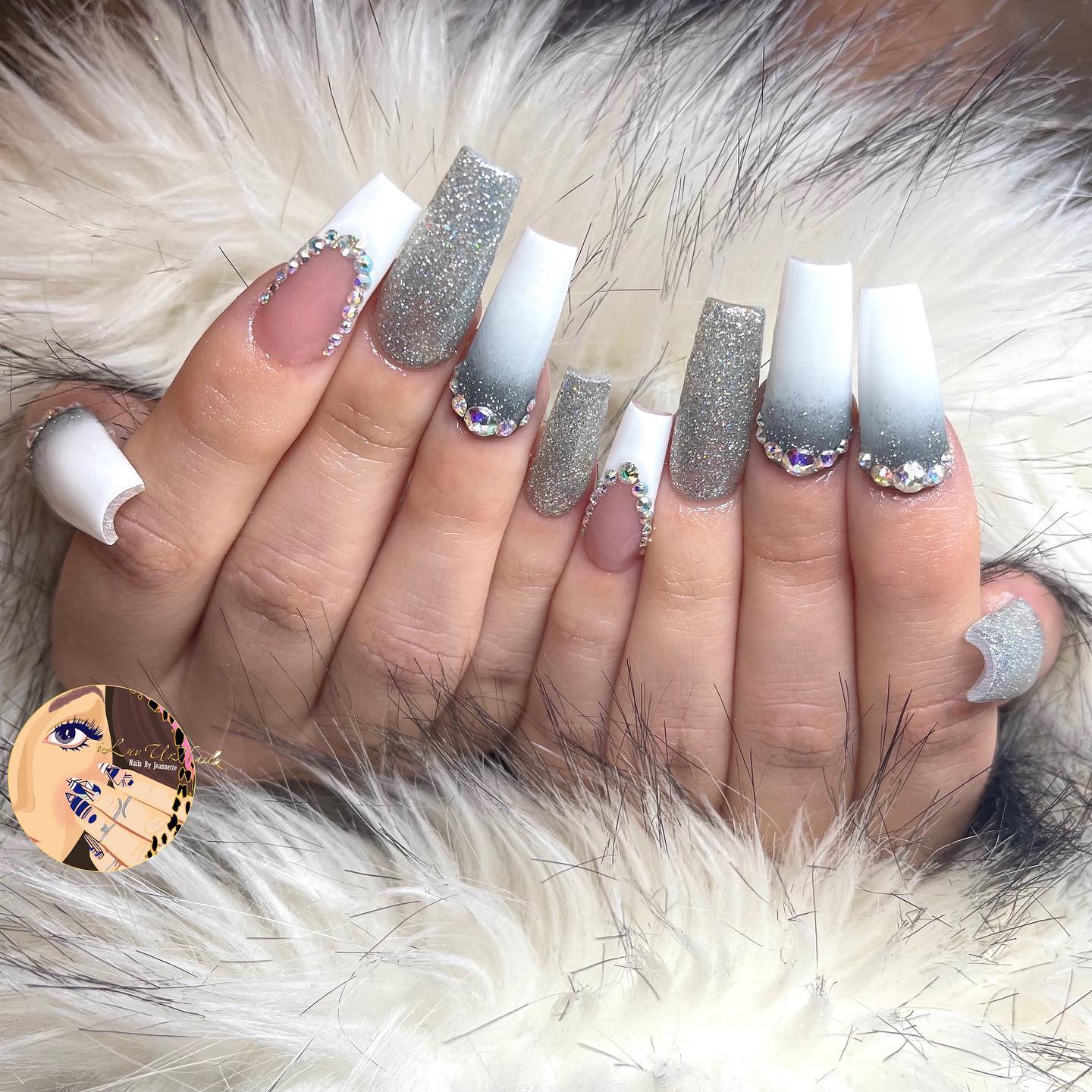 33 Latest White and Silver Nail Ideas To Try In 2024!