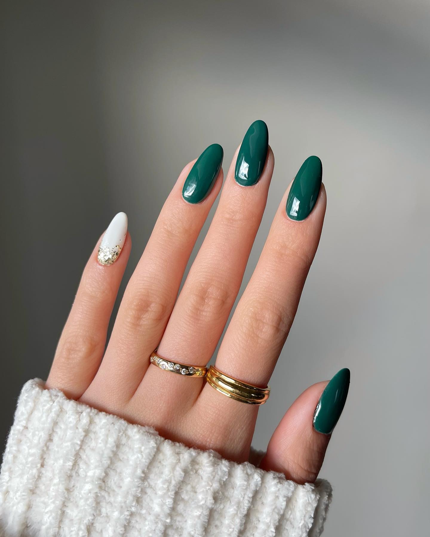 25 Latest Accent Nail Designs To Try In 2024!
