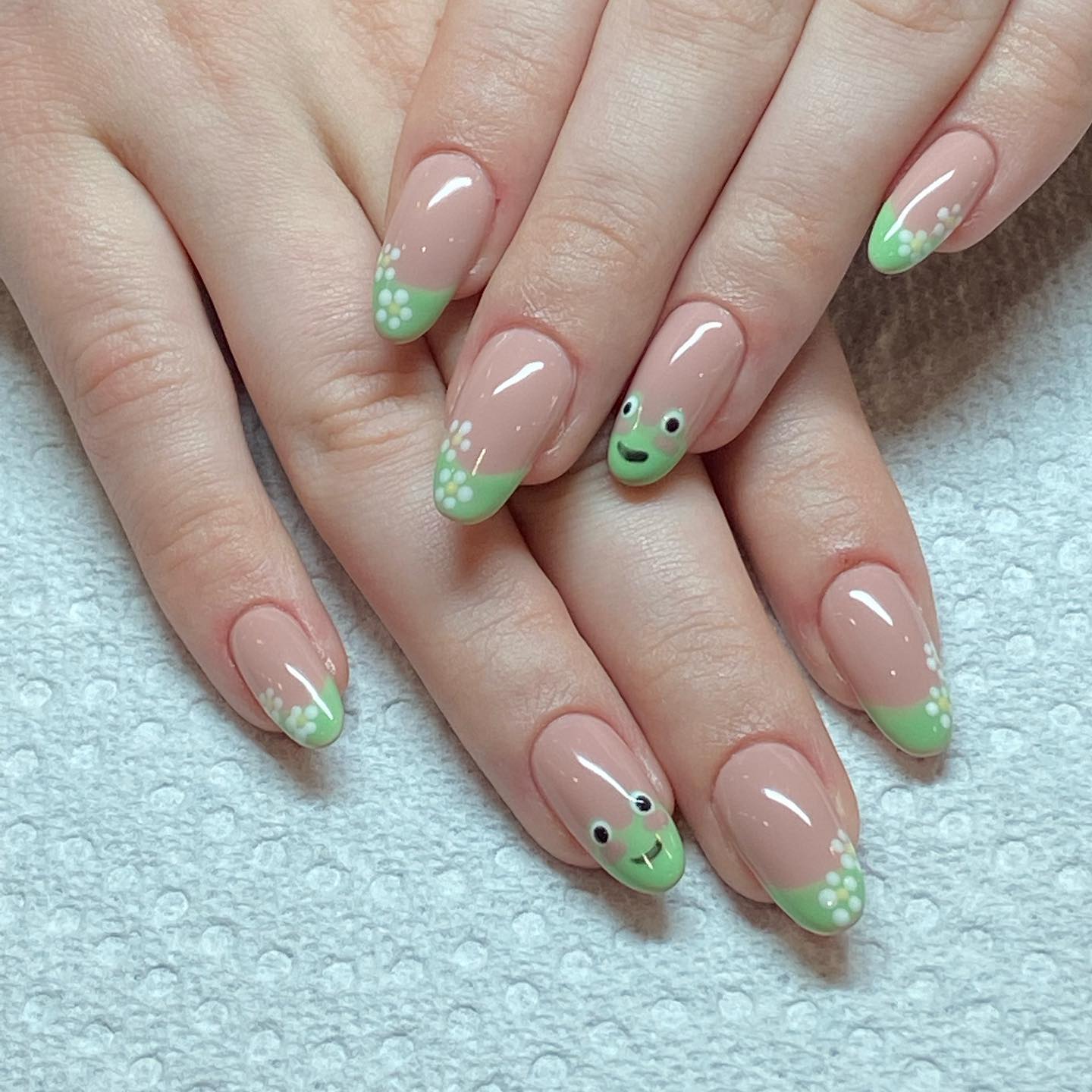 Hop into Fun with 20 Frog Nail Designs in 2024