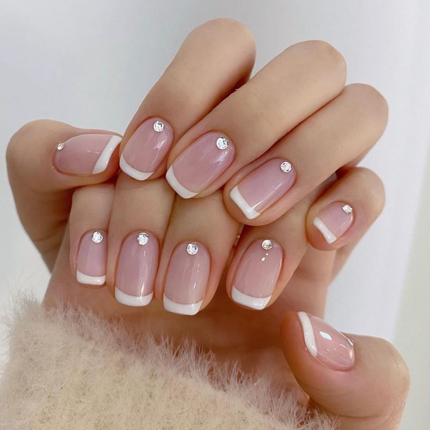 Attend in Style with 25 Wedding Guest Nail Designs in 2024