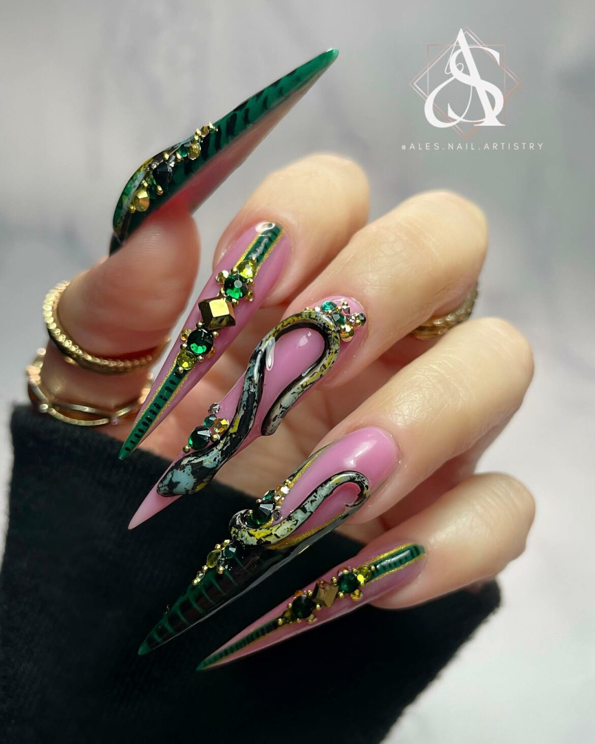 30 Latest Snake Nail Designs To Try In 2024!