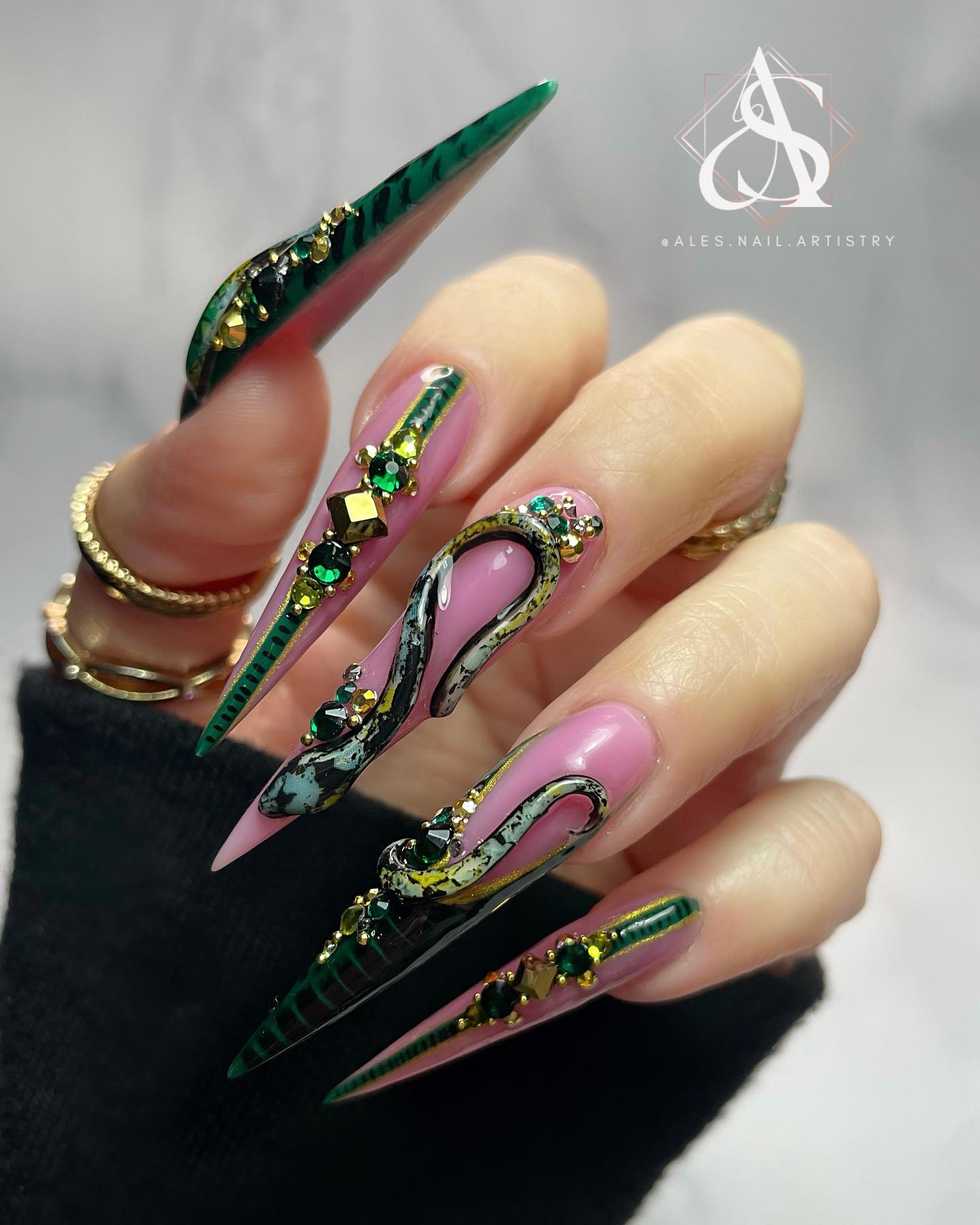 30 Latest Snake Nail Designs To Try In 2024!