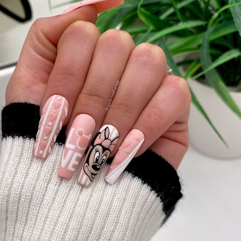 Embrace Childhood with 30 Minnie Mouse Nail Designs in 2024