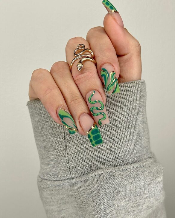 30 Latest Snake Nail Designs To Try In 2024!