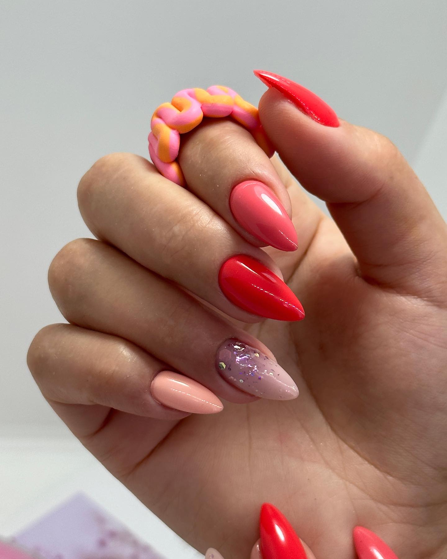 20 Latest Coral Nail Ideas To Try In 2024!