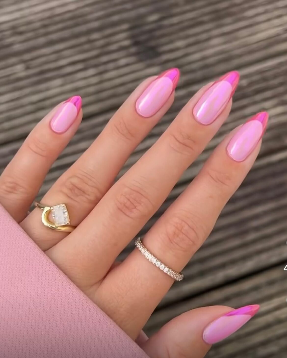 Shine with 30 Light Pink Chrome Nail Designs of 2024