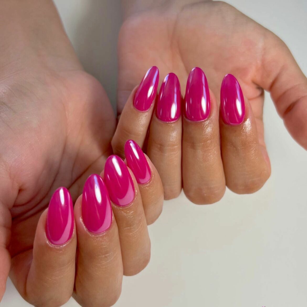 Shine with 30 Light Pink Chrome Nail Designs of 2024