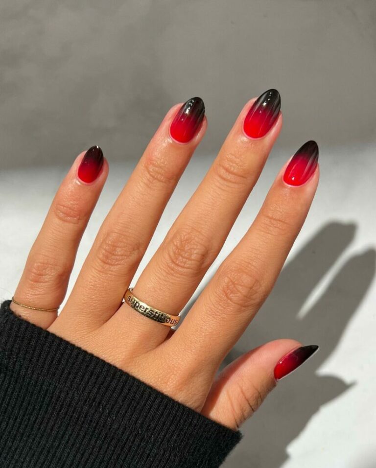 20 Latest Short Ombre Nail Ideas To Try In 2024!