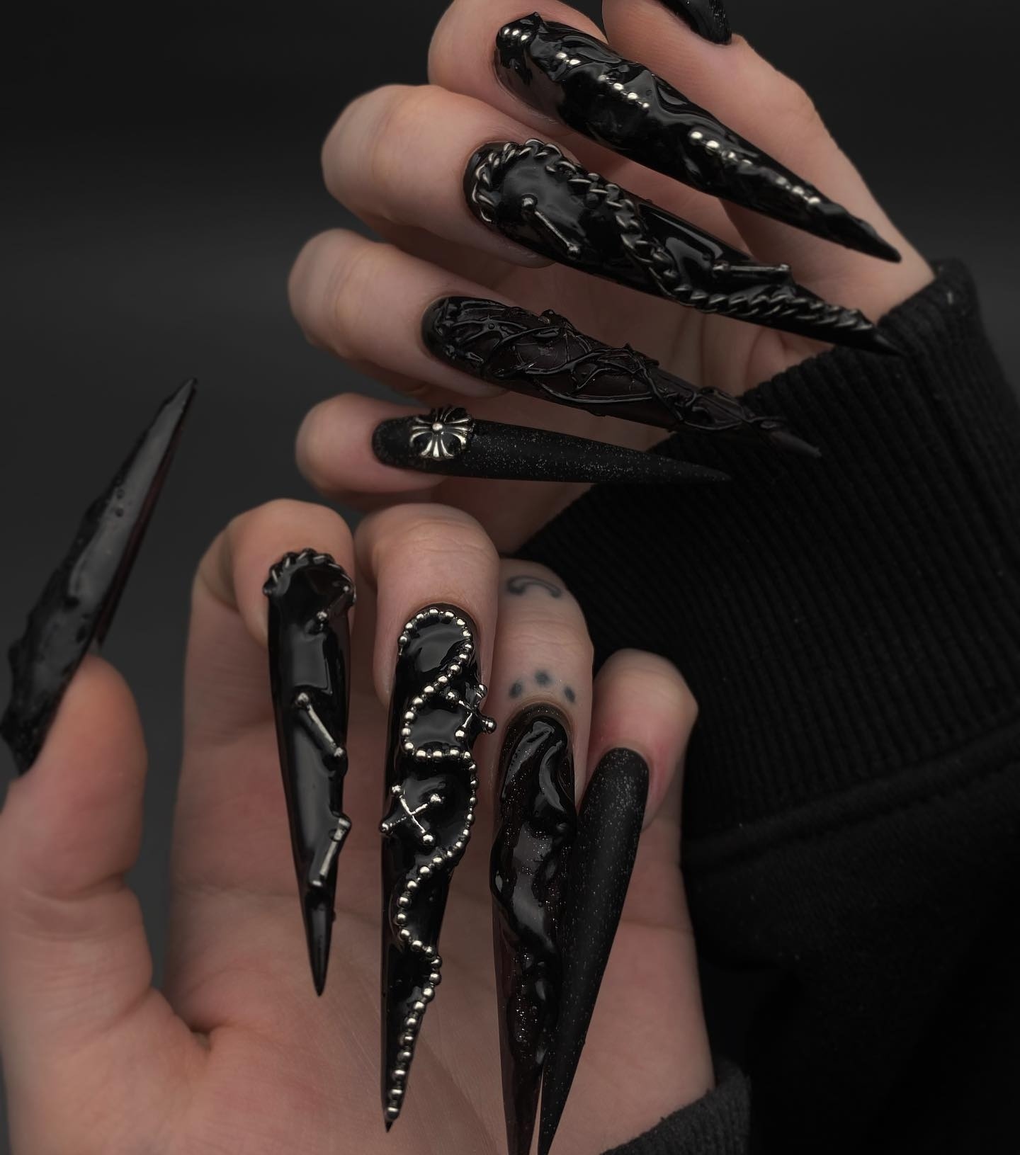 25 Latest Gothic Nail Ideas To Try In 2024!