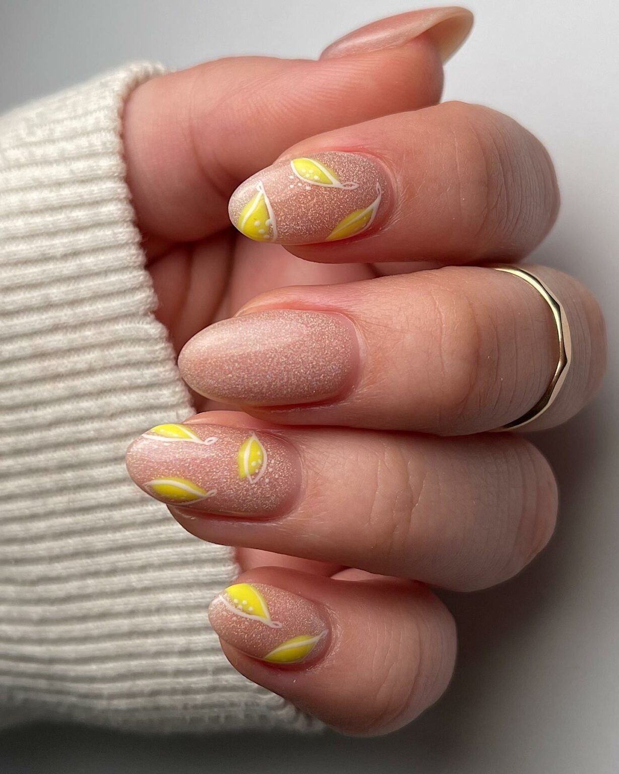 20 Latest Lemon Nail Ideas To Try In 2024!