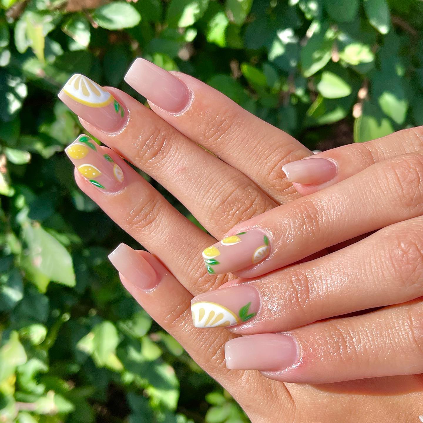 20 Latest Lemon Nail Ideas To Try In 2024!