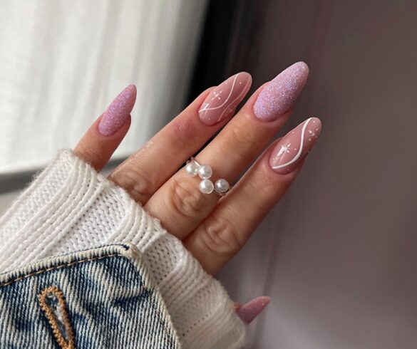 25 Latest White Swirl Nail Ideas In 2024!