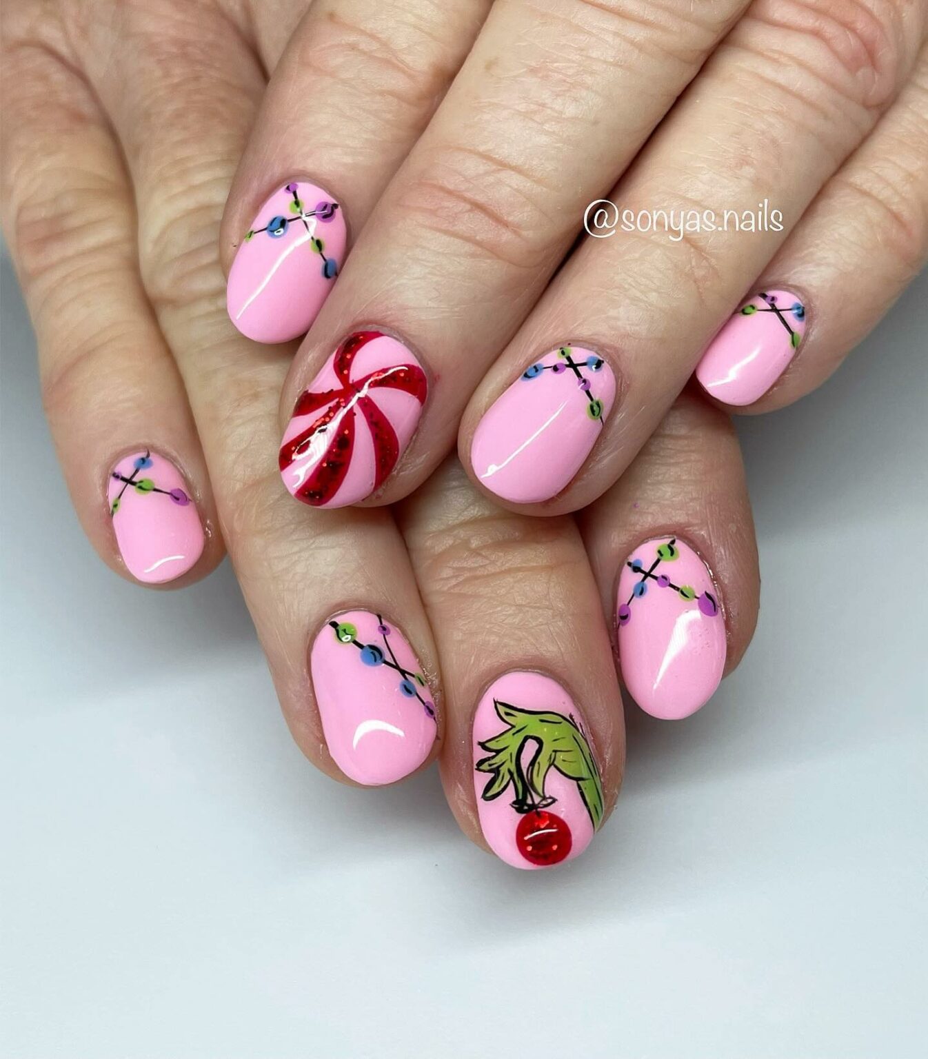 Embrace the Holiday Spirit in 2024