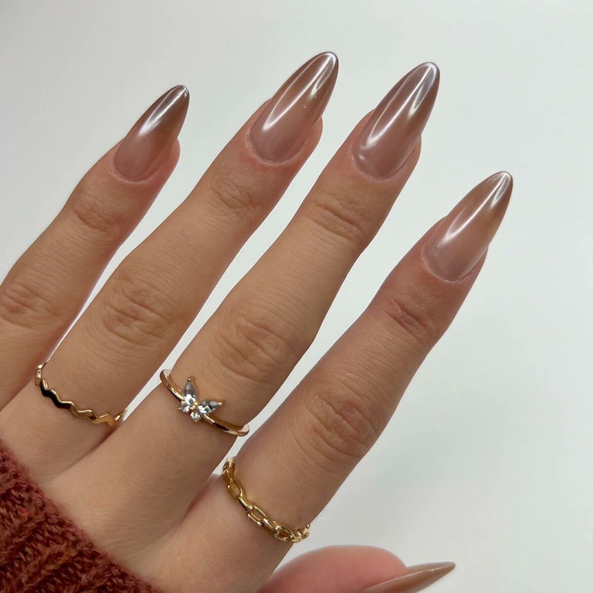 20 Latest Brown Chrome Nails Ideas To Try In 2024