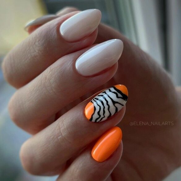 20 LATEST WILD STRIPE NAIL DESIGNS TO TRY IN 2024!
